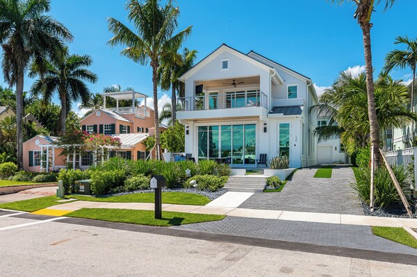 Luxurious Residence With Marina View In Delray Beach! - Delray Beach, FL
