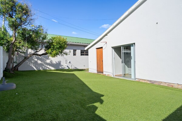 The Kleinmond Cottage - Kleinmond