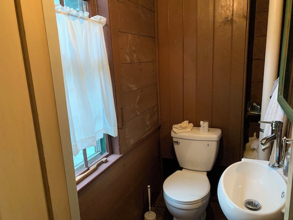 Welcome To The Rumill House With Spectacular Views, Wifi And The Ocean Near By. - Bar Harbor, ME