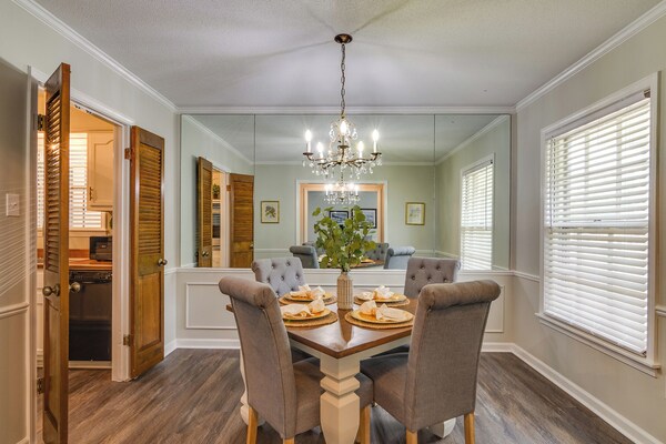 Spacious 3-bedroom House In The Heart Of Southaven! Close To Everything. - Southaven, MS