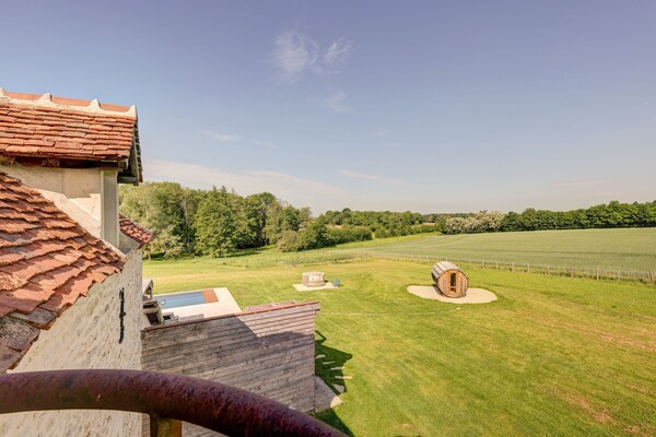 Charmante Maison De Campagne Avec Accès Piscine, Sauna Et Bain Scandinave - Nièvre