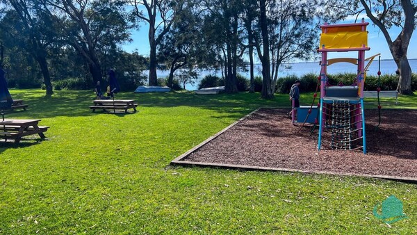 Wangi Waters At Lake Macquarie - Newcastle