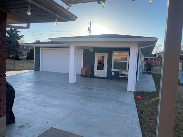 Charming 2-bedroom Backyard Apartment In Gorgeous Ogden With Wifi, - Ogden, UT