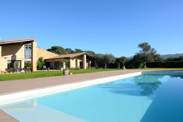 Villa In Begur Near Costa Brava Beaches - Llafranc