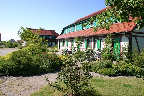 Ferienhaus 'Benny' Mit Terrasse Und Wi-fi - Dranske