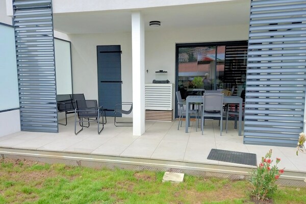 A Casa  Dans Immeuble Neuf \Na 10 Mn à Pied Des  Ports De Propriano - Olmeto