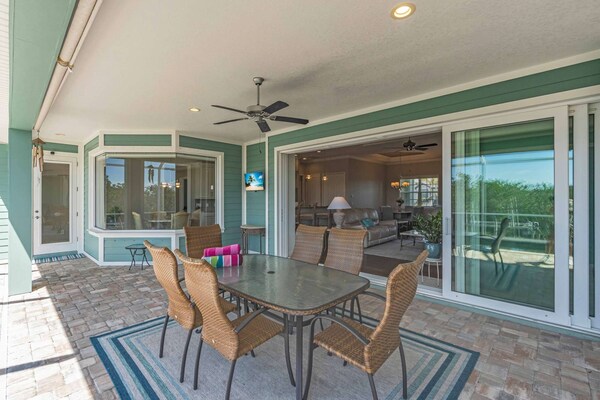 Fun Tides On Wooden Skiff With Pool And Dock - Venice, FL