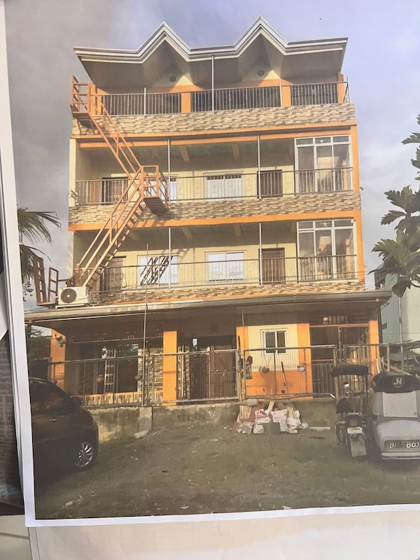 Feel Like Home One Bedroom Studio \Nfull Kitchen, Near Satisima Trinidad Church - Malolos
