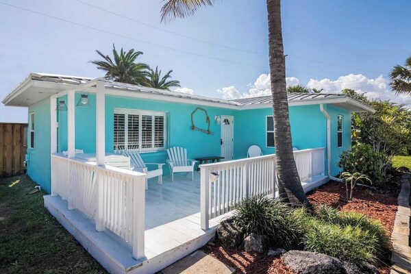 Castaway Cottage  Paradise At The Beach! - Indialantic, FL
