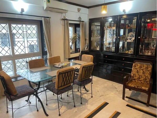 Downtown Comfort - Howrah