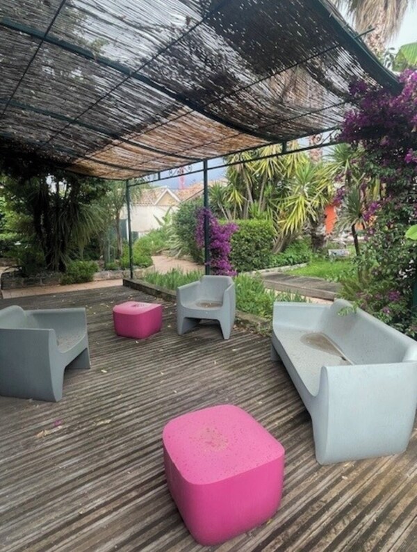 Impressionist Villa With Outbuilding - Montpellier