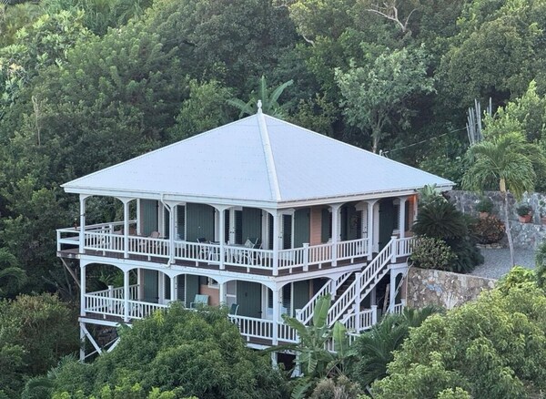 Blue Pearl Villa In St. John Usvi, Private, Gated, 5 Bed, 2 Bath, Private Pool. - East End