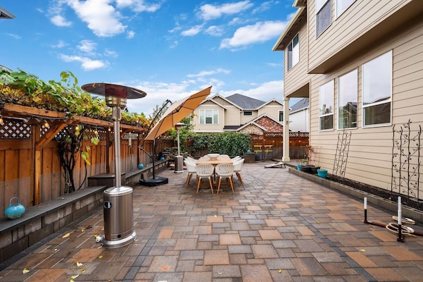 Luxury 5bd 4bt Home, 15min To Dt Portland, Game Room, Naturetrails, Free Parking - Tigard, OR