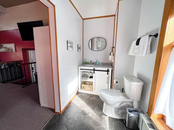 Endion Station Inn Next To Lake Superior Suite #4 - Duluth, MN
