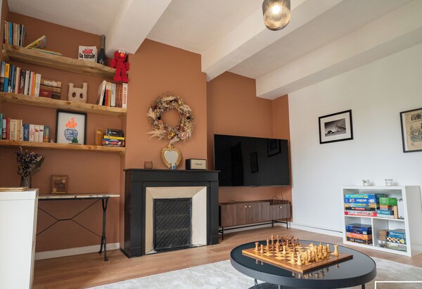 Superbe Appartement De 91m2  Au Centre De Vias - Vias