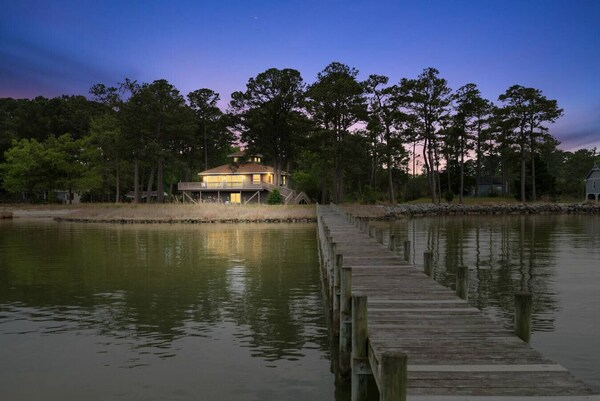 Waterfront Retreat W/ Dock In Hudgins - Deltaville, VA