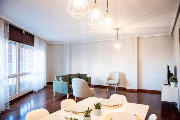 Apartamento 'Ideal Turismo Ribeira Sacra' Con Balcón Y Wi-fi - Chantada
