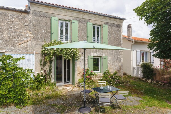 Gabae Les Volets Verts - Maison De Vacances Avec Barbecue Privé - Surgères