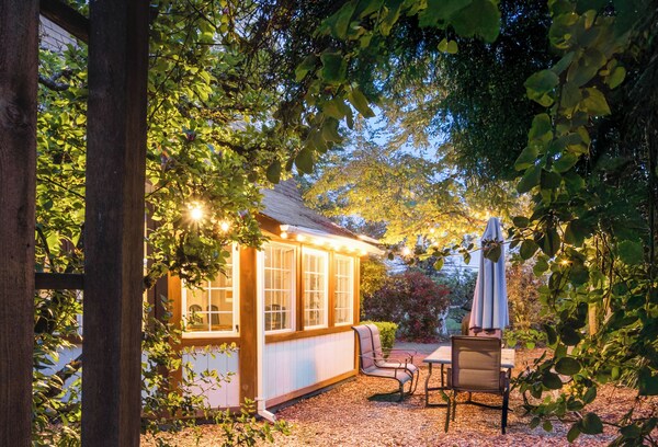 Blooming Acres, By Vinifera Homes - Sebastopol, CA