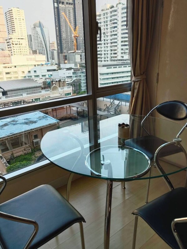 Chic 1-bedroom Condo In Amazing Krung Thep Maha Nakhon With Wifi, Ac - Bangkok