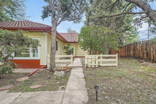Charming & Relaxing 1-bedroom Home In Lakewood - Lakewood, CO