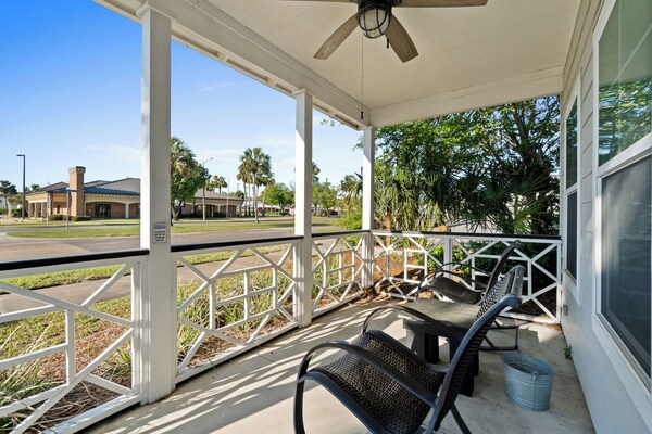 Cozy Cottage 5 Of 6 By Pool|2br | Grill | Near Bay And Marina - Mexico Beach, FL