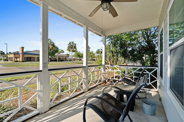 Cozy Cottage 5 Of 6 By Pool|2br | Grill | Near Bay And Marina - Mexico Beach, FL