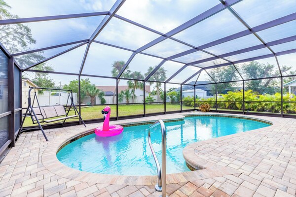 Relaxing Gataway. Private Pool.3mi From The Beach - Bradenton, FL