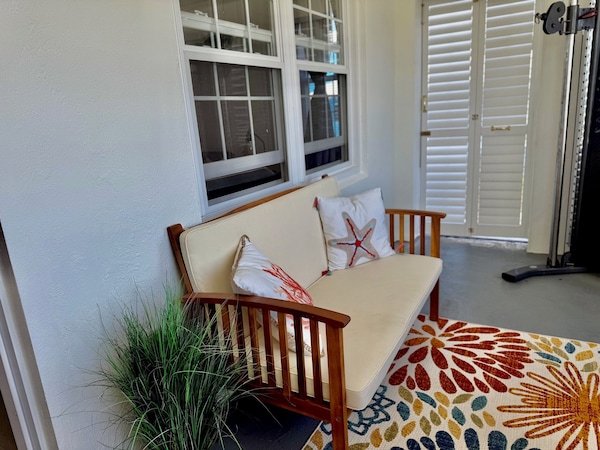 Charming 1-bedroom Apartment In Southampton Parish Near Horseshoe Beach - Somerset Village