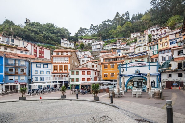 Charming Seaside Escape In Picturesque Cudillero - Cudillero