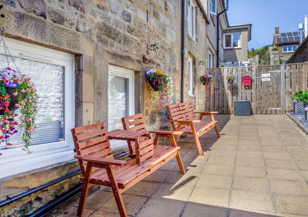 Elmsleigh Nest - Two Bedroom House, Sleeps 4 - Rothbury