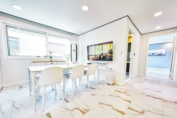Hta Tailored Service Home  With Wellness Club Near Seoul Station - Seoul