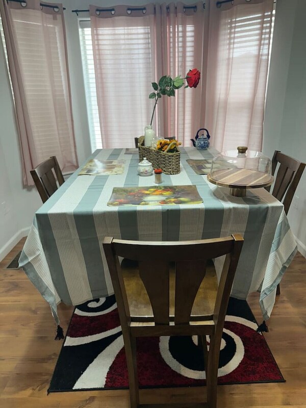Entire 3br/2ba Executive House For Short And Long Term Stays - Dakota du Nord