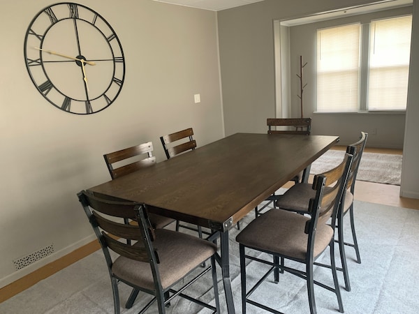 17 Hearts: A Home Away From Home. - Cortland, OH