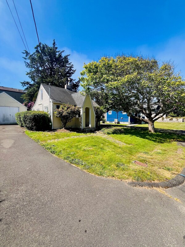 Coastal Oregon Retreat - Lincoln City, OR