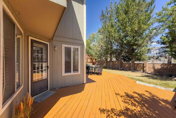 Cozy 3br Family Home With Patio & Bbq Grill, Close To Casinos And Shops - Reno