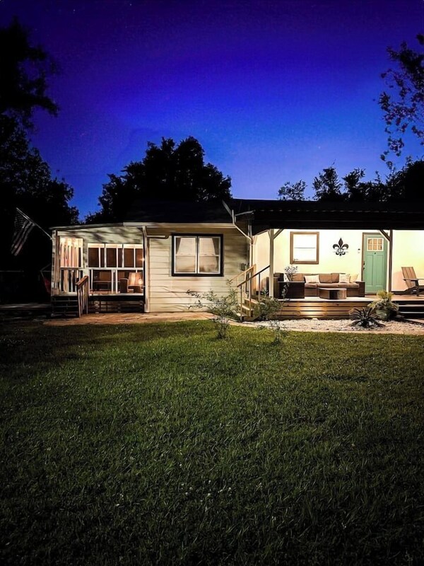 Fleur De Lis Abode - Pass Christian, MS