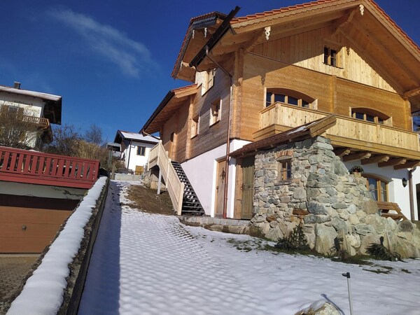 Cozy Vacation Apartment In Höslwang With Views Of The Chiemgau Alps And Lakes - Chiemsee