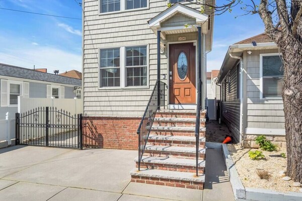 Charming 4-bedroom House With Wifi And Ac In Fabulous Seaside Heights - Seaside Heights, NJ