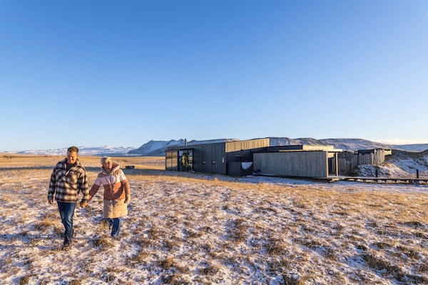 Perfectly Located Fully Serviced Villa In South Iceland - Island