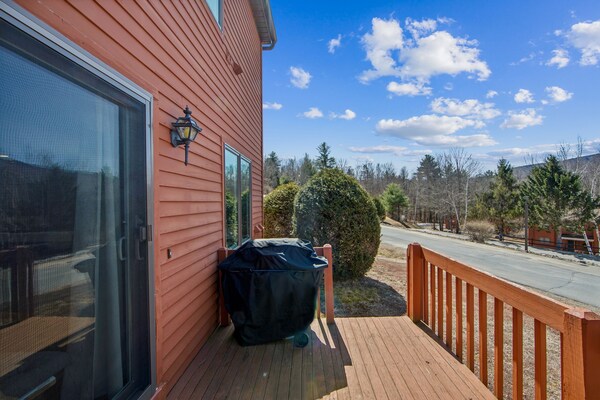 New! Hullabaloo 23e - Upgrade End Unit With Mountain Views - Gore Mountain, NY