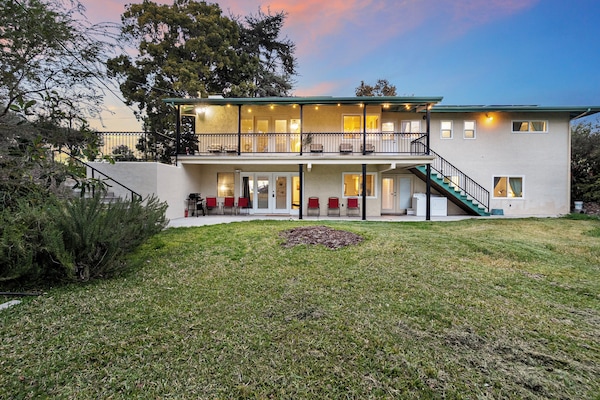 Spacious 4-br Home W King Bed, Big Yard In La Mesa - Santee, CA