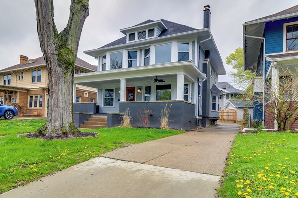 4 Mi To Downtown Toledo: Walkable Riverside Apt - Toledo, OH