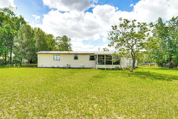 2 Mi To World Equestrian Center: Gem W/ Large Yard - Ocala, FL