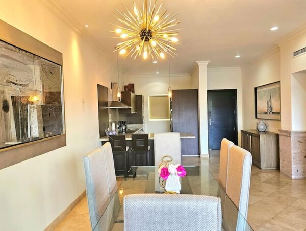 Beautiful Apartment A Few Of Minutes To The Beach - Cabo San Lucas
