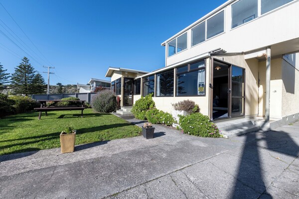 Waterfront | Great Views | Affordable | Unit 3 - Kaikōura