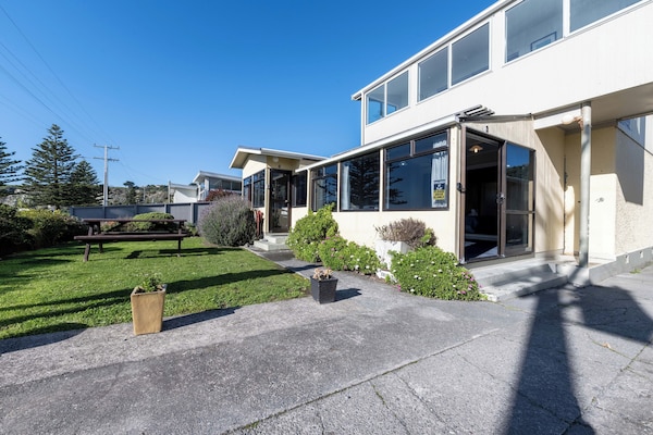 Waterfront | Great Views | Affordable | Unit 3 - Kaikōura