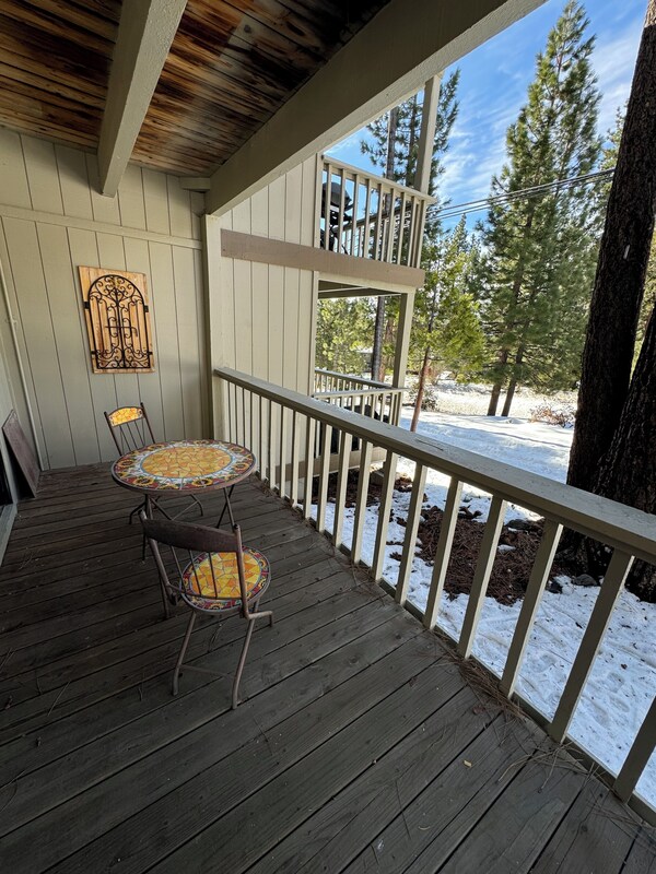 Cozy Lofted Condo In Kings Beach Close To Everything! - North Lake Tahoe, CA