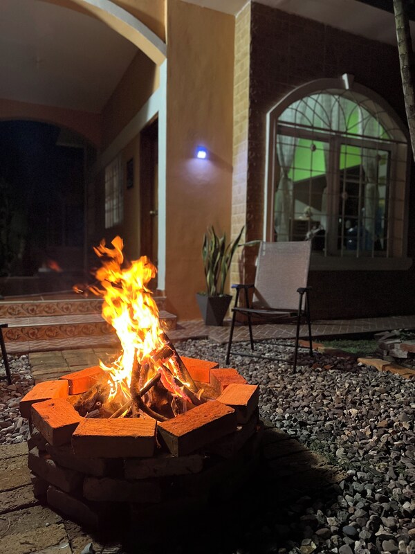 ¡Casa Grande Y Elegante Frente A El Canal Kayak, Los Naranjos, Lago De Yojoa! - Departamento de Santa Bárbara