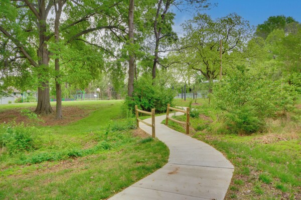 2 Mi To Downtown: Greensboro Home By Park! - Greensboro, NC